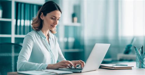 how to network as an introvert strategies 8 essential tips