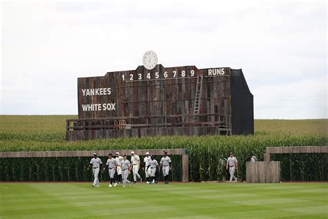 The Field Of Dreams Iowa Wallpapers 15 Images Wallpapercat