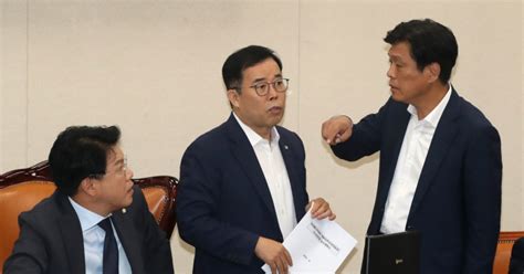 여야 고성·파행 끝 18일 이동관 청문회 확정증인 합의 난항