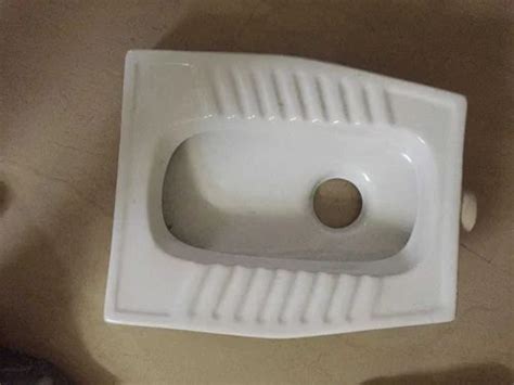 White Eastern Pan At Best Price In Mumbai Id 19686483730