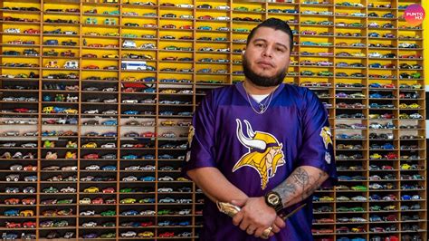 Giovani Osuna el mazatleco que tiene una colección de más de 2 mil Hot