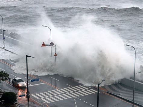 軒嵐諾挾帶暴雨直撲南韓 水淹地下室「7人移車全失蹤」