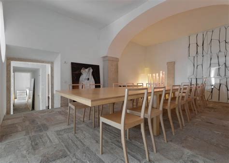 Manuel Aires Mateus Reworks 18th Century Lisbon Townhouse