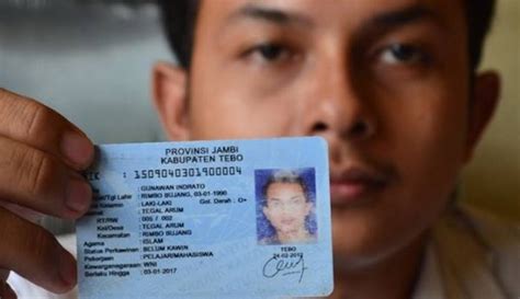 Kominfo Investigasi Kasus Jual Beli Foto Selfie Ktp Di Facebook Telset