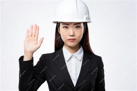Premium Photo The Confident And Assertive Chinese Architect A
