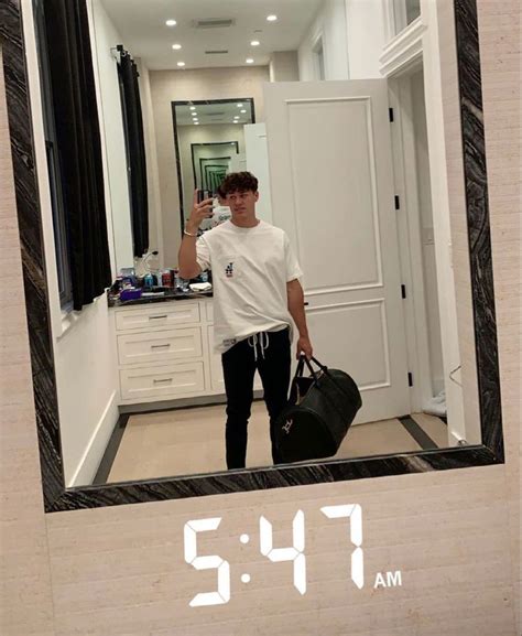 Noah Beck Post Instagram Spam Account
