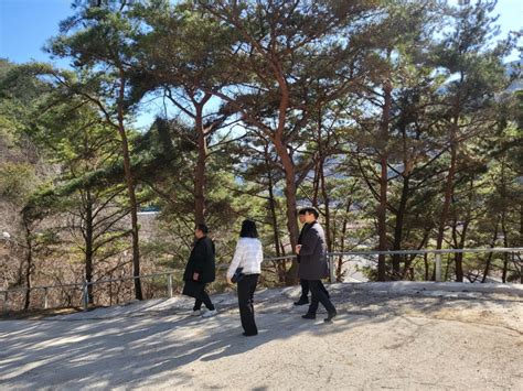 2023 녹색자금 지원프로그램 진행 Mou 협약식 사진 오두산치유숲