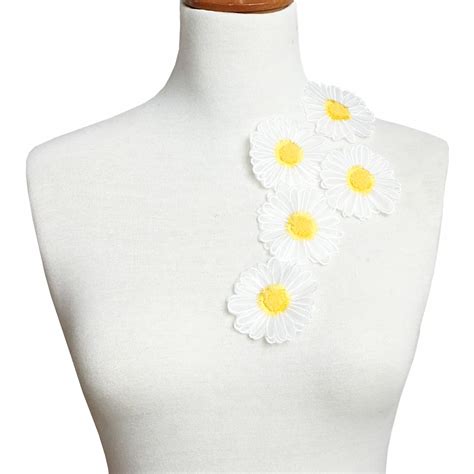 20pc White Daisy Flower Embroidery Patch Flowers Embroidered Applique