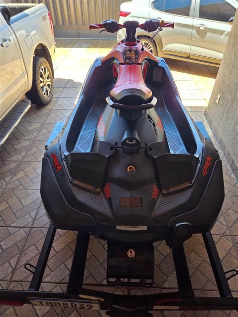 Jet Ski Spark Trixx Barcos E Aeronaves Campos Elíseos Ribeirão