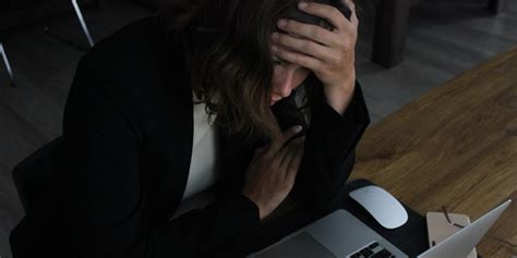 8 ways to fix unresponsive apps and system freezes on mac make tech