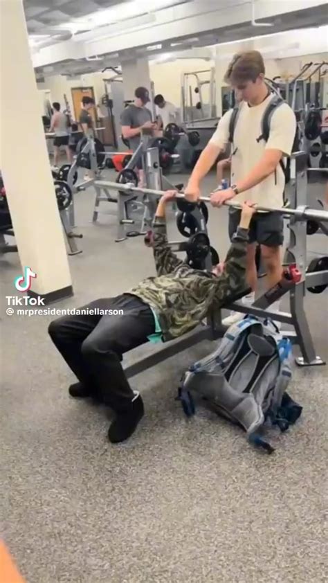 Daniel Larson Getting That Workout In 🥶🥶🔥🔥 R Daniellarson