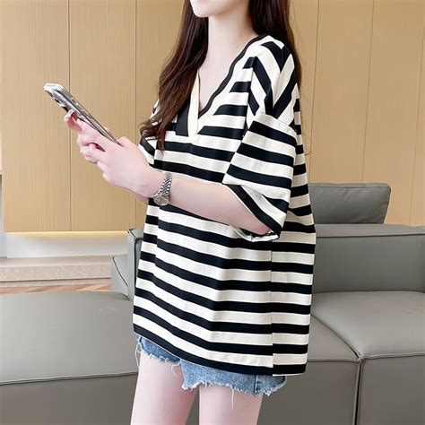 스타일아유 스타일아유 코튼 브이넥 반팔티 단가라 스트라이프 줄무늬 루즈핏 여성 티셔츠 Ts2518