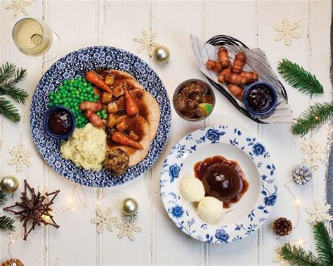 Wetherspoons Unveils Christmas Menu Under £15