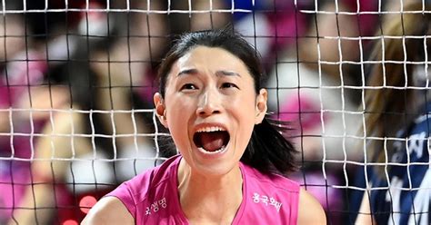 포토 김연경 득점에 짜릿한 포효