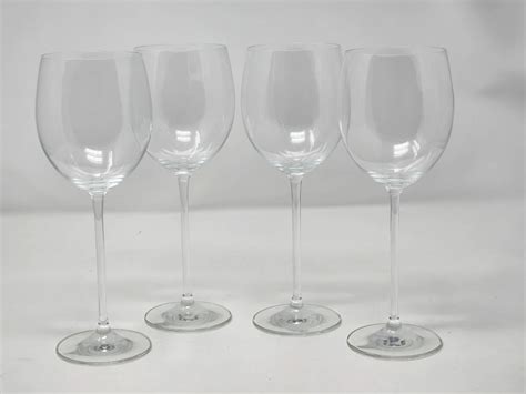 Thin Wine Glasses