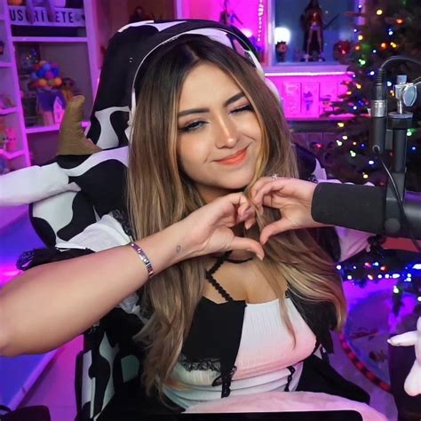 Arigameplays Icon En 2022 Celebridades Chicas Gamers