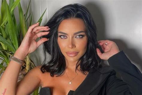 Helena Topalović Istakla Poprsje