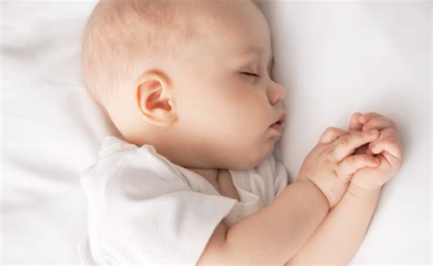 Bebê Que Dorme No Quarto Dos Pais Tem Menor Risco De Morte Diz Estudo