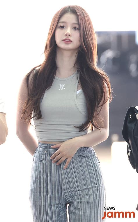 [엔믹스] 좋은 아침 보내시란 의미로 설윤 업로드 Mlbpark