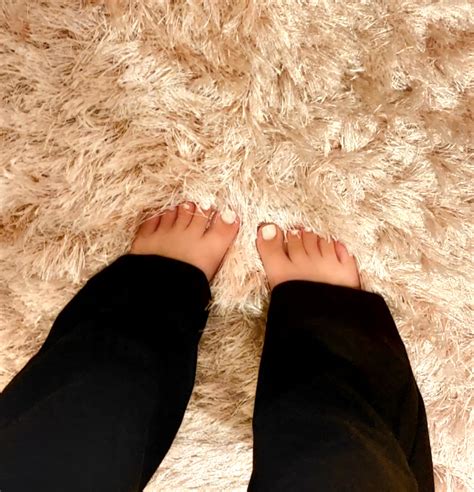 My Soft Little Feet On My Soft Pink Rug 😶‍🌫️💗 Scrolller