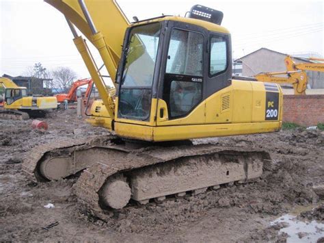 Used Excavator Hitachi Ex200 Komatsu Pc200 Kobelco Sk200 Cat 320c Buy