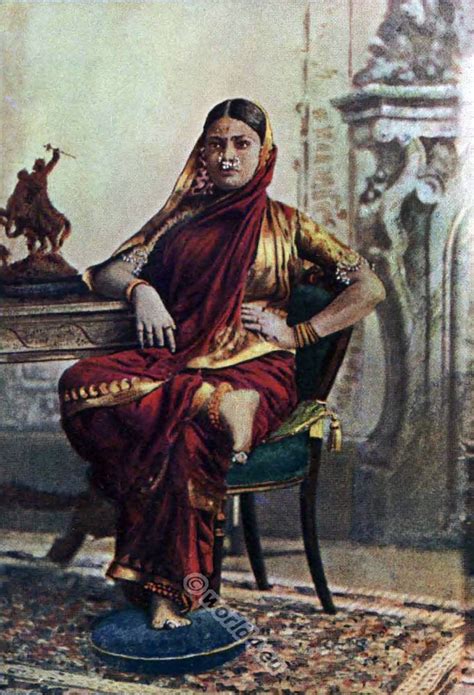 Brahman Lady Indian Women Who Wear The Most Brilliant Costumes