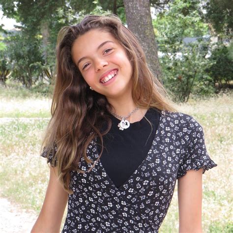Mariana Venâncio Da Música Diretamente Para As Novelas Com Apenas 13