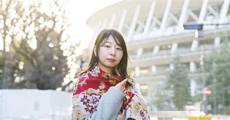 ザハ・ハディドの国立競技場が建つ東京を鮮やかに描く芥川賞受賞作『東京都同情塔』。 カーサ ブルータス Casa Brutus
