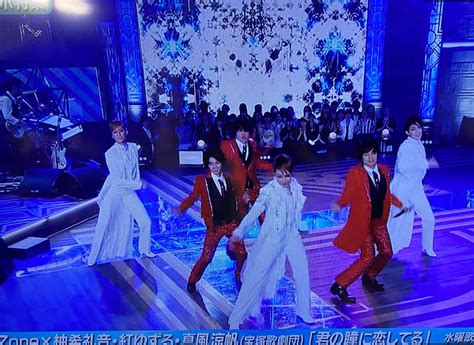 Natsuki On Twitter Fns歌謡祭〜秋〜見たけど、この絵面凄いよなぁ〜！3人ともトップさんになられてる！ 柚希礼音 紅
