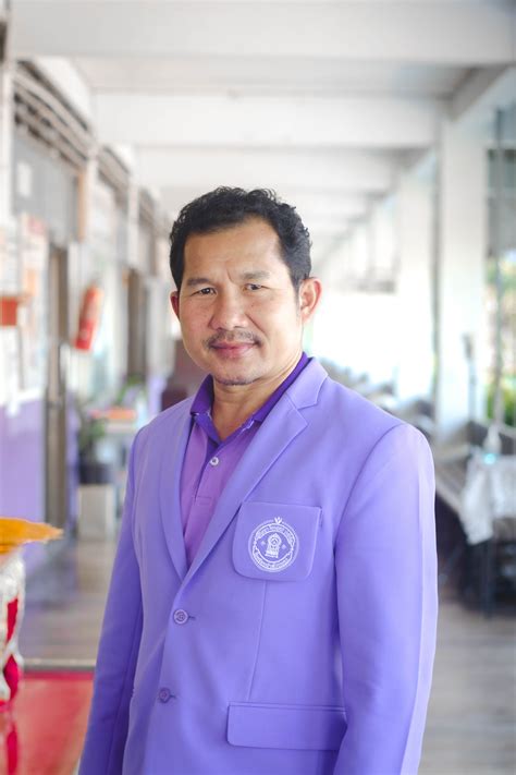 โรงเรียนป่าติ้ววิทยา