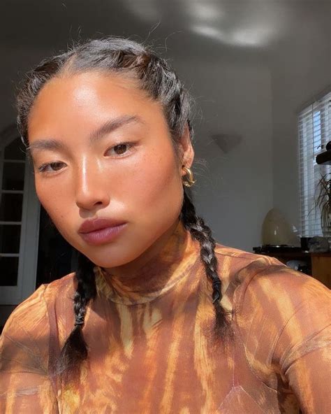 Janet Yuan Sur Instagram Five Points If You Can Spot The Ghost Behind Me