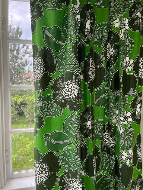 Se produkter som liknar Äkta retro gardin draperi duk på Tradera
