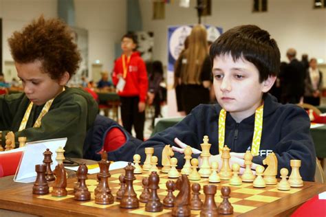 Championnats du monde jeunes d échecs 2024 L argent pour Marc Llari