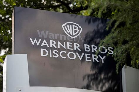 Particle News: Superman Co-Creator's Estate Sues Warner Bros ...