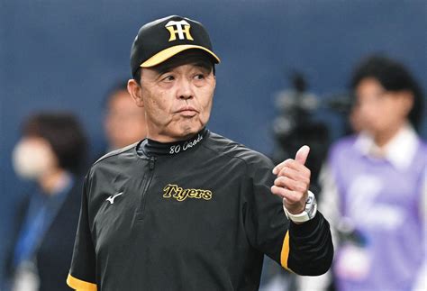 阪神の岡田彰布監督が納得いかず審判に迫るすがたにファン大声援、まぼろしのゲッツーに 日本シリーズ：中日スポーツ・東京中日スポーツ