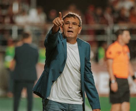 Eugen Neagoe Continuă Critica Condițiilor De Pe Cluj Arena Cum Să