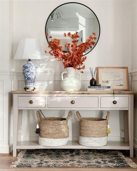 Best Welcoming Fall Inspired Entryway Ideas To Try Now