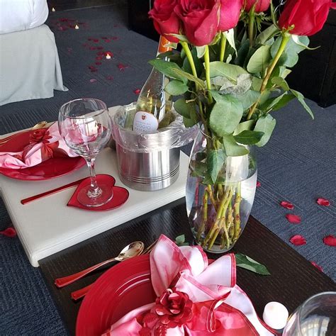 Valentines Day Hotel Room Set Hotels Room Valentines Day Party