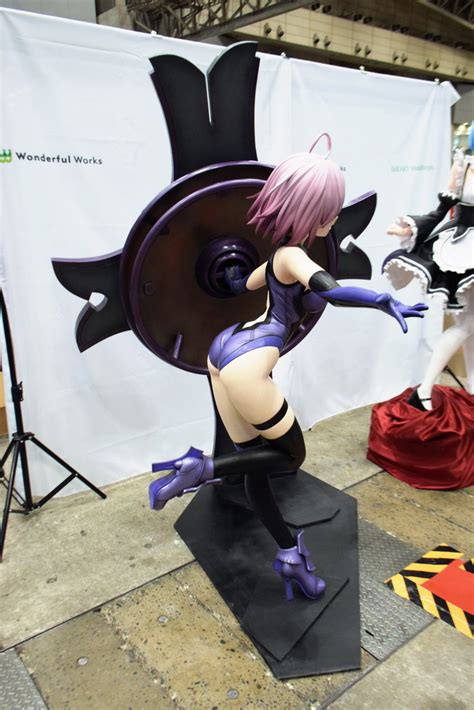 ただの美少女コスプレかと思ったら等身大fgo・マシュが微小特異点ワンフェスにレイシフトしてきた Gigazine