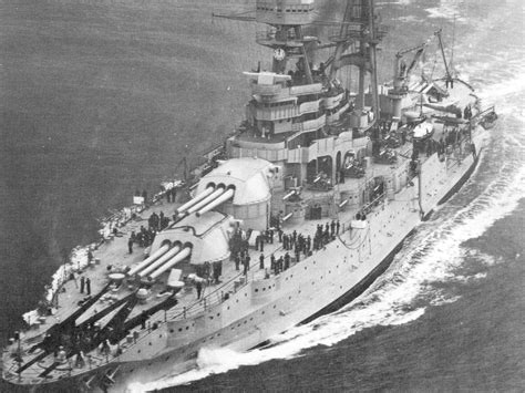 Uss Arizona アリゾナ記念館 日本人 危険 What Happened To The Uss Arizona After