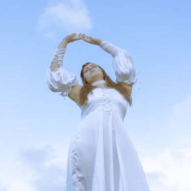 Eva Abeling Curated By Girls