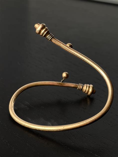 1860 1880 Victorian Bypass Bangle 19th Century Gold Filled Small Bypass