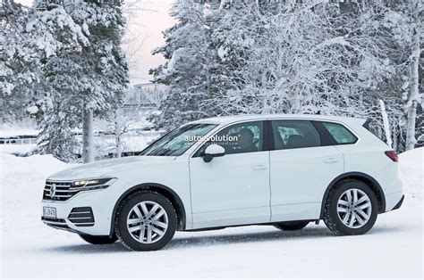 2024 Volkswagen Touareg Caught Playing In The Snow Hiding Minor Design