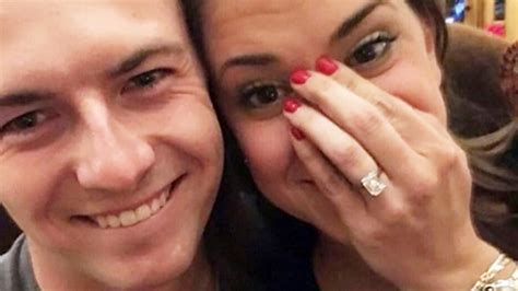 Jordan Spieth Engaged To Annie Verret See Her Ring Hollywood Life