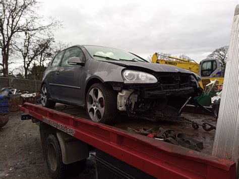 Someone Crashed A Vw R Justrolledinforscrap