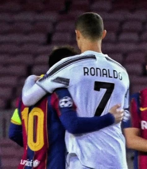 Pin By Fadilahfatih On Simpan Cepat Messi And Ronaldo Messi And