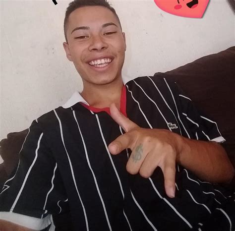 Pm Muda Posi O Do Corpo De Jovem Morto Por Tiro N O Intencional E Certeiro Na Cabe A