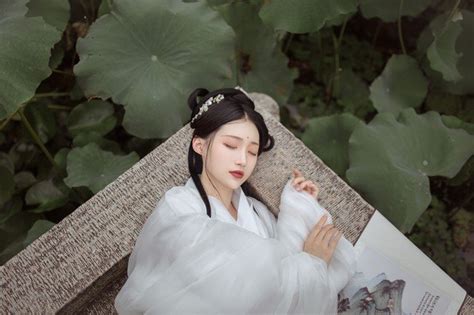 汉服摄影113期 芙渠 汉服颂