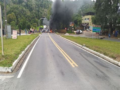 Veja a situação dos trechos bloqueados nas Rodovias Federais do ES Montanhas Capixabas