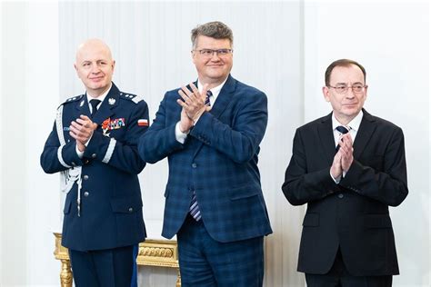 Wysługa lat nie dla byłych funkcjonariuszy Posłowie zmienią przepisy